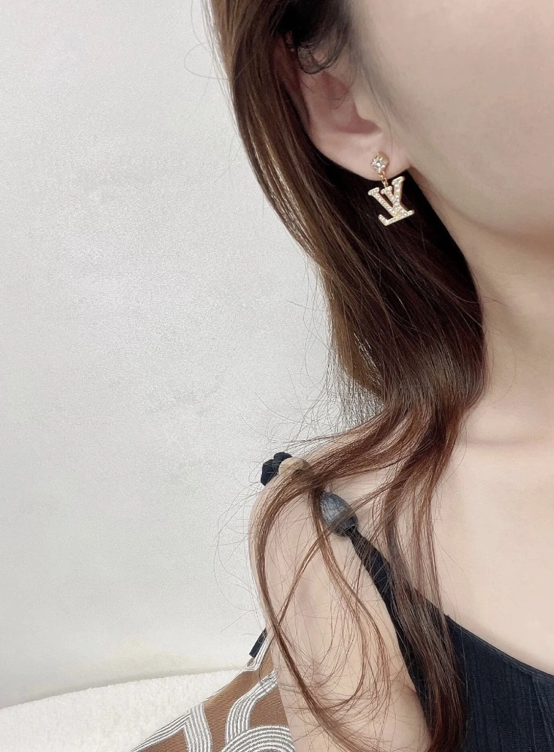 High accuracy Louis Vuitton Earrings