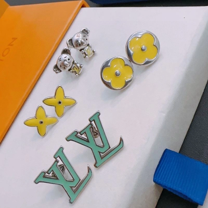 Inexpensive Louis Vuitton Earrings