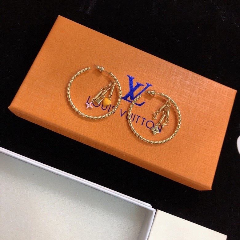 Bargain Louis Vuitton Earrings