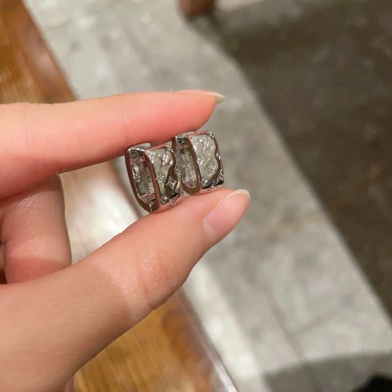 Official Louis Vuitton Earrings