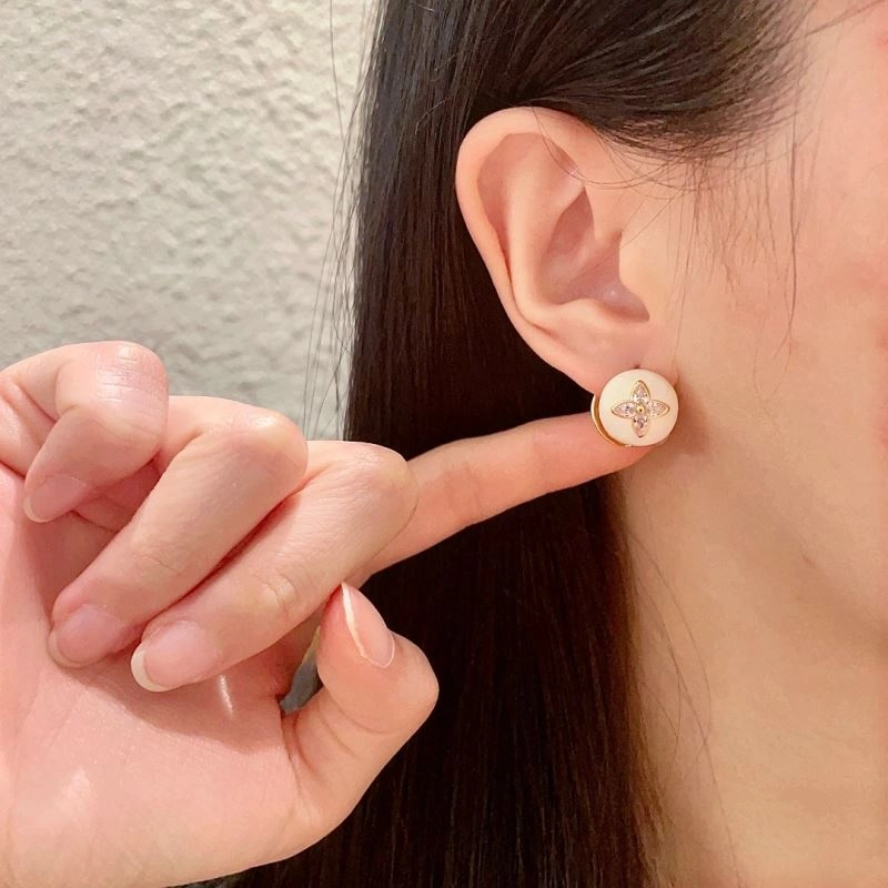 Discounted Louis Vuitton Earrings