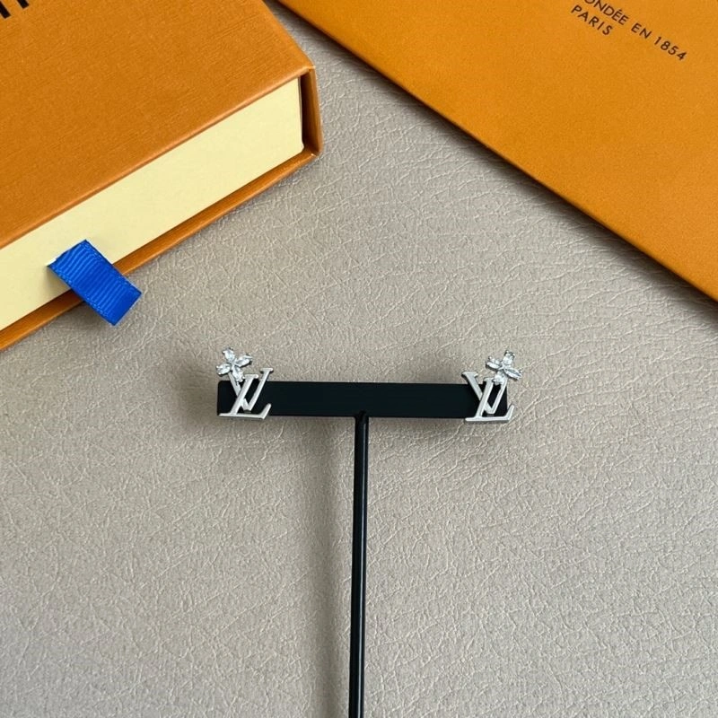Bargain Louis Vuitton Earrings