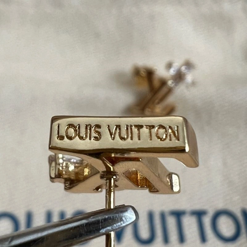 Discounted Louis Vuitton Earrings