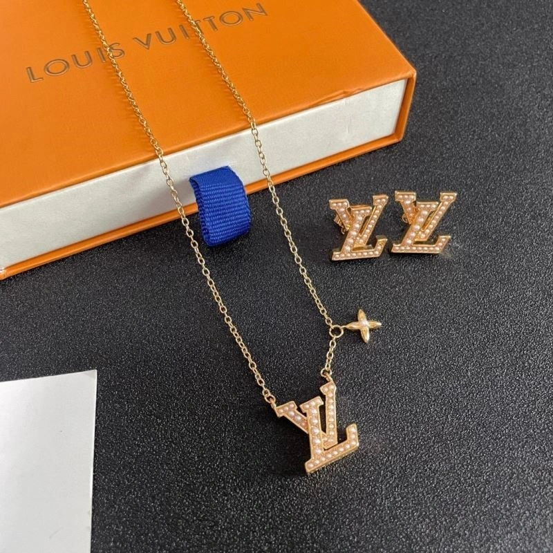 Top match Louis Vuitton Earrings