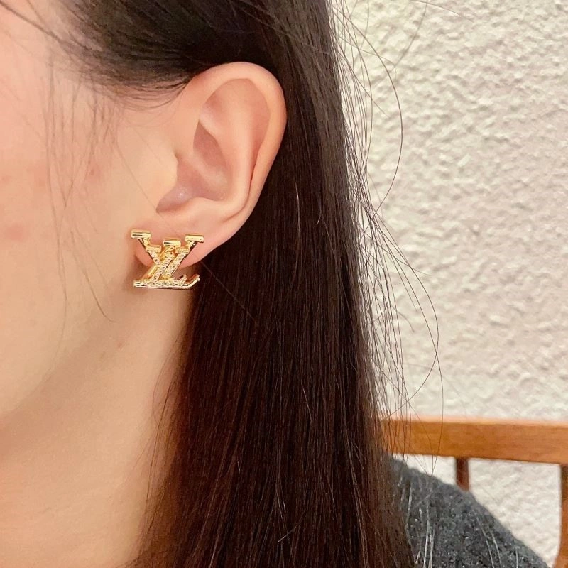 Bargain Louis Vuitton Earrings