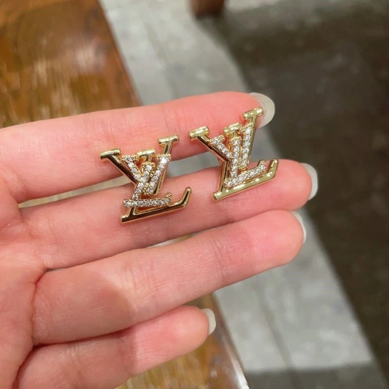Bargain Louis Vuitton Earrings