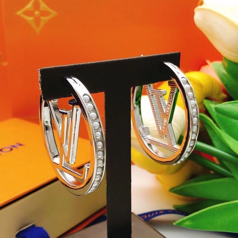 Inexpensive Louis Vuitton Earrings