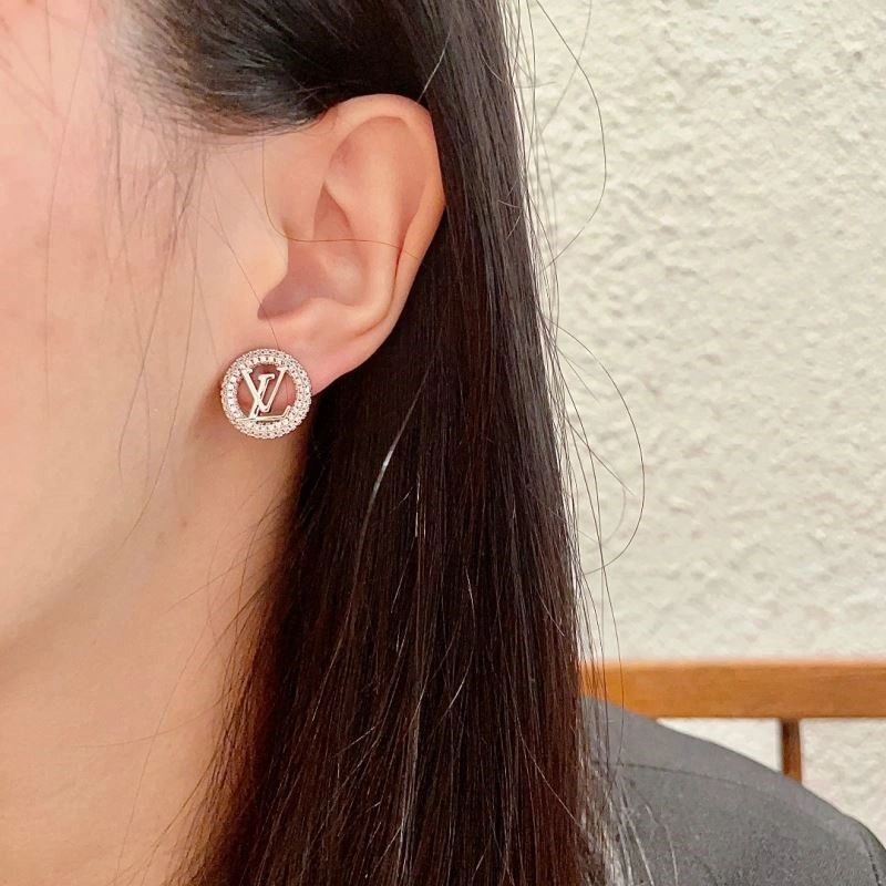 Bargain Louis Vuitton Earrings