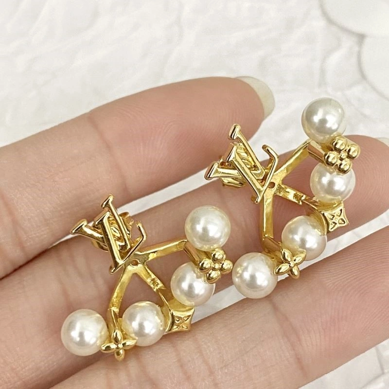 Inexpensive Louis Vuitton Earrings