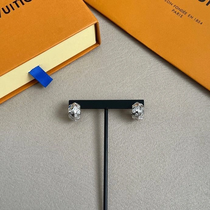 Inexpensive Louis Vuitton Earrings