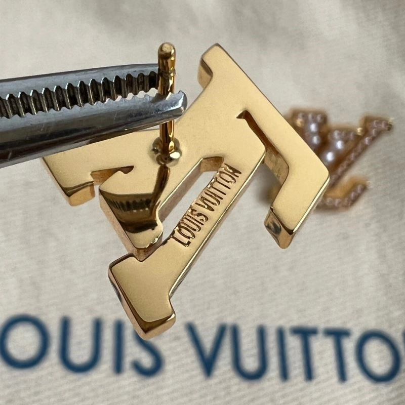 Low-cost Louis Vuitton Earrings