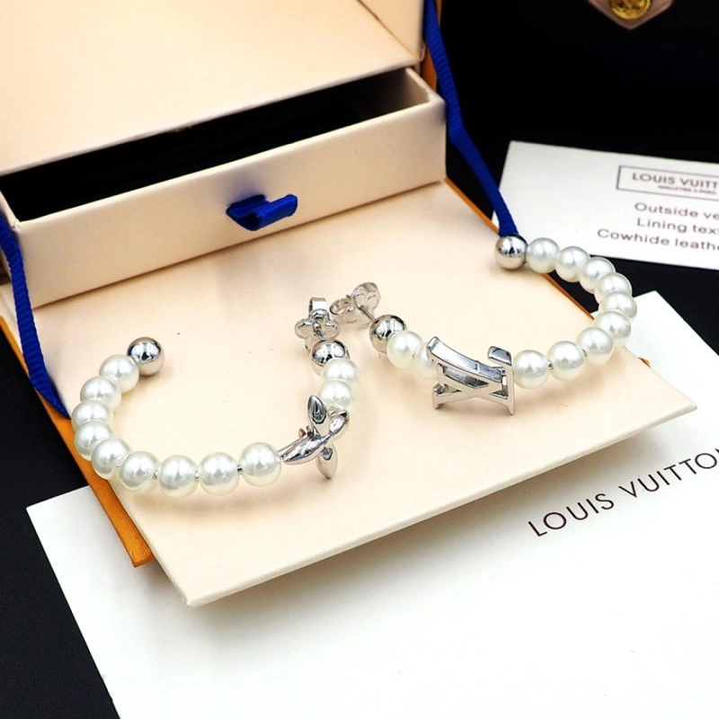 Bargain Louis Vuitton Earrings