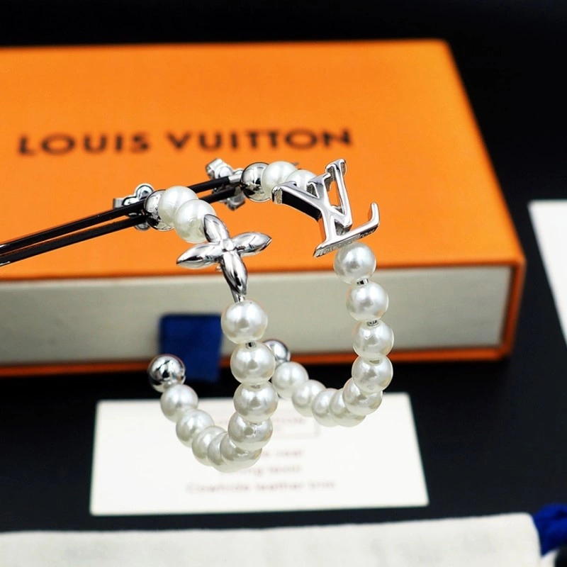 Bargain Louis Vuitton Earrings