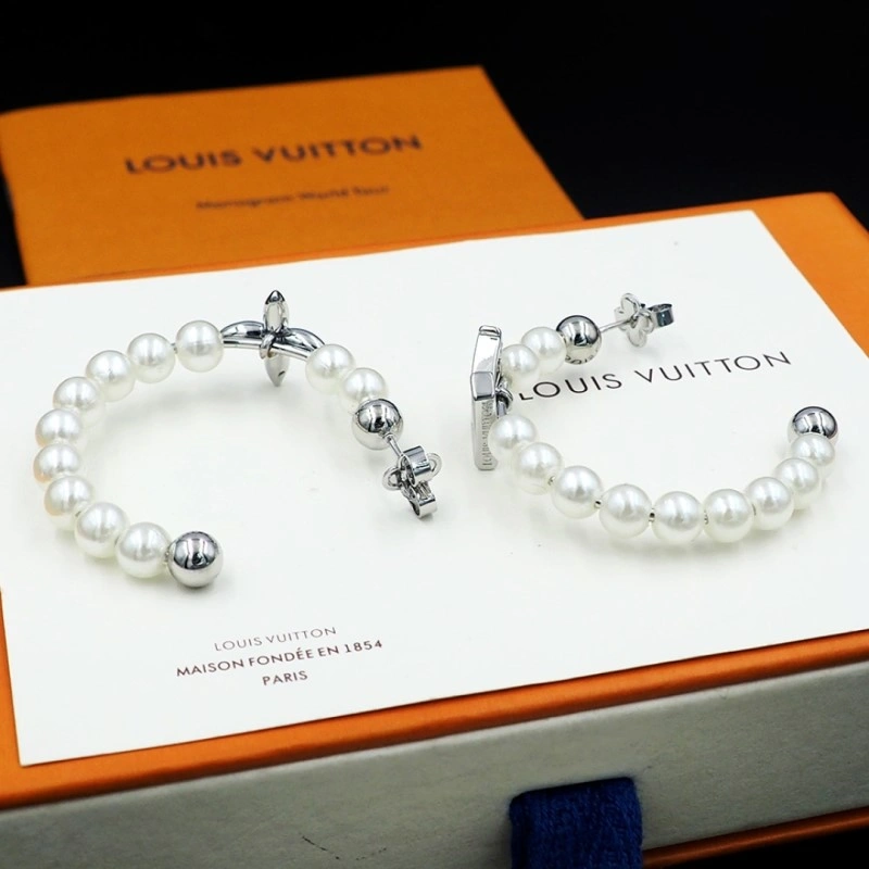 Bargain Louis Vuitton Earrings