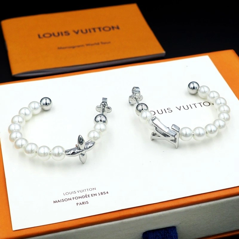 Bargain Louis Vuitton Earrings