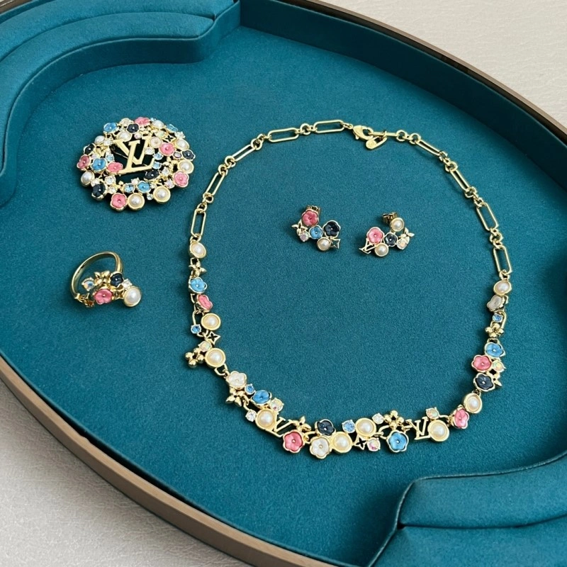 Inexpensive Louis Vuitton Earrings