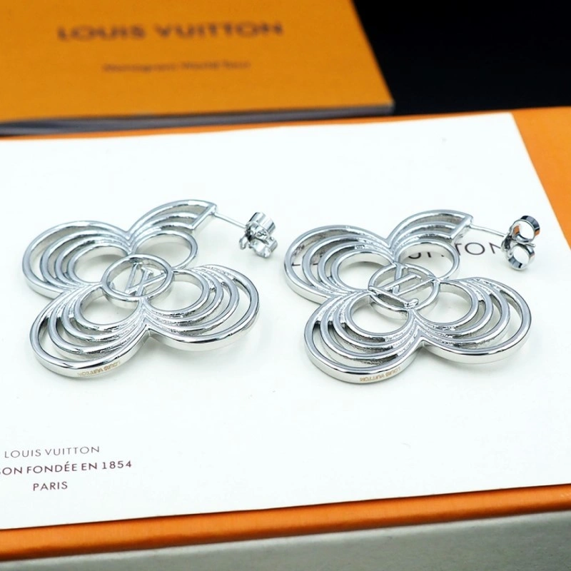 Bargain Louis Vuitton Earrings
