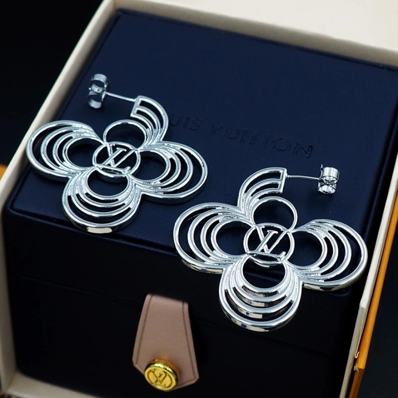 Bargain Louis Vuitton Earrings