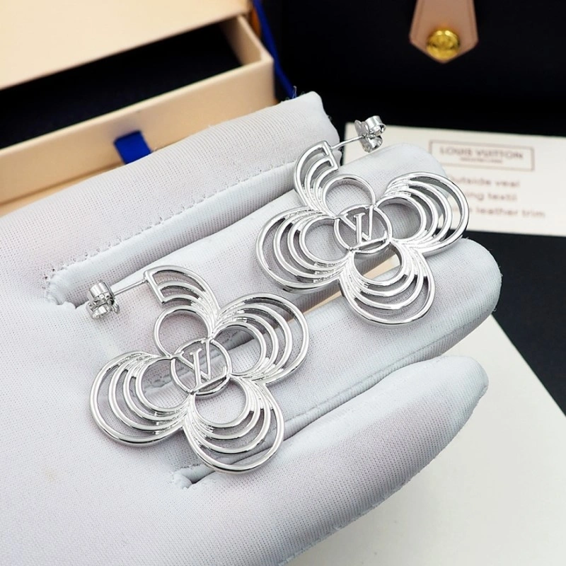Bargain Louis Vuitton Earrings