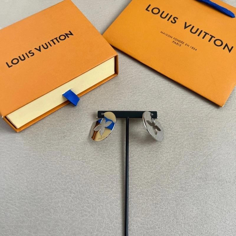 High accuracy Louis Vuitton Earrings
