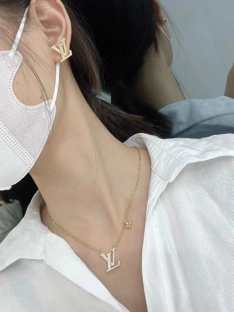 Value-priced Louis Vuitton Earrings