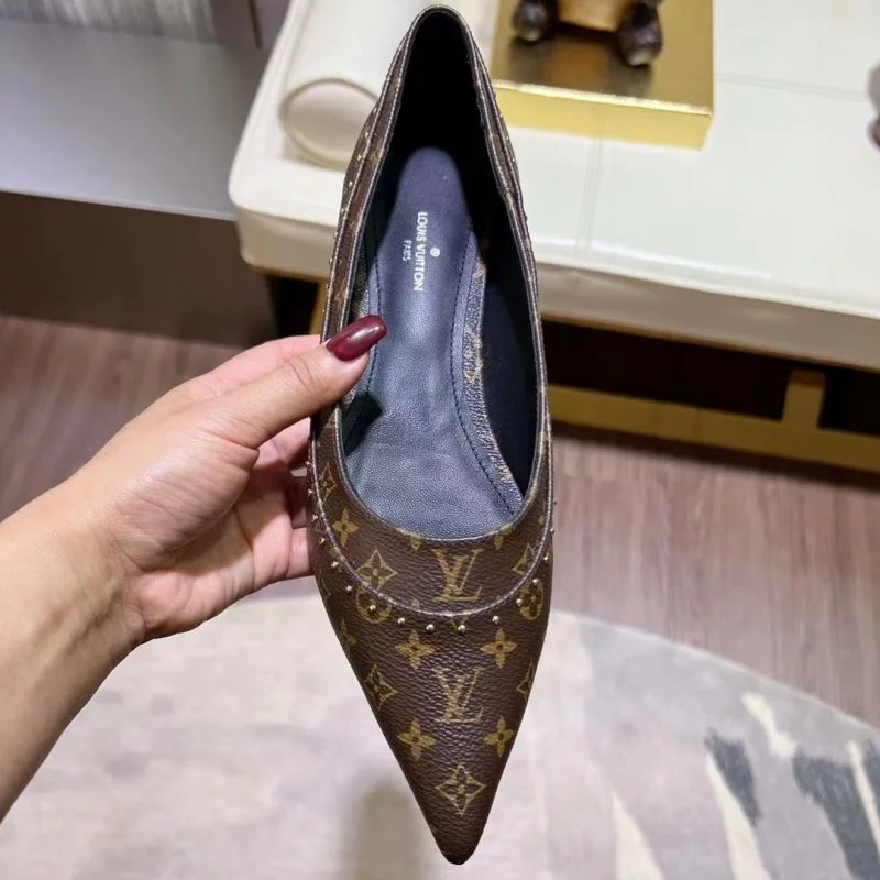 Louis Vuitton Flat Shoes