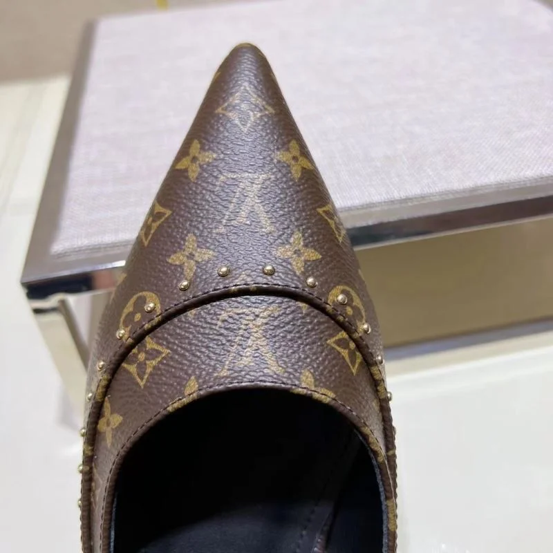 Top match Louis Vuitton Flat Shoes