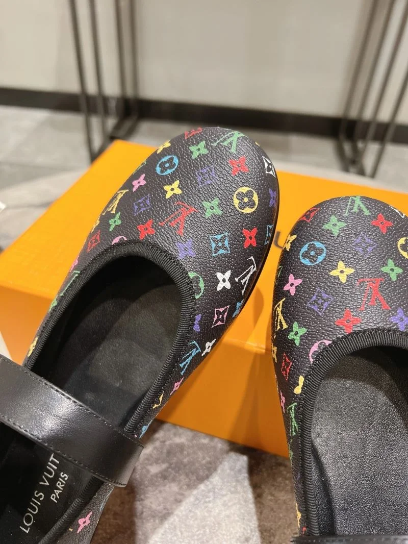 Bargain Louis Vuitton Flat Shoes