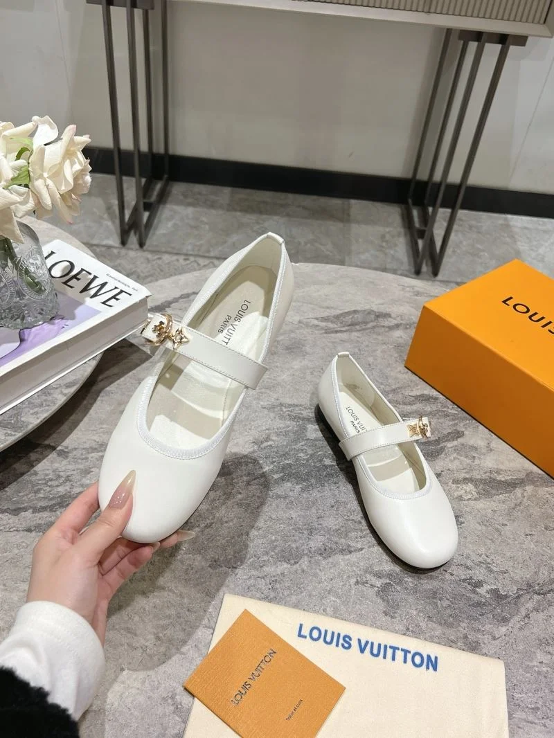 High fidelity Louis Vuitton Flat Shoes