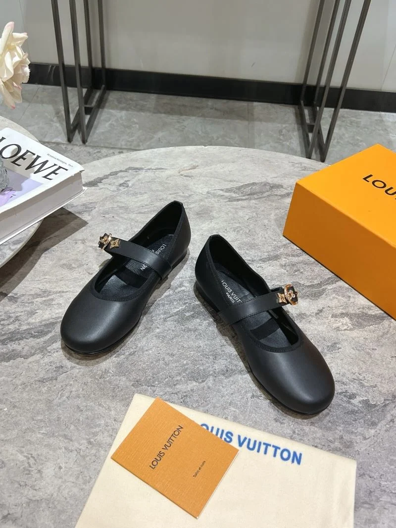 Budget-friendly Louis Vuitton Flat Shoes