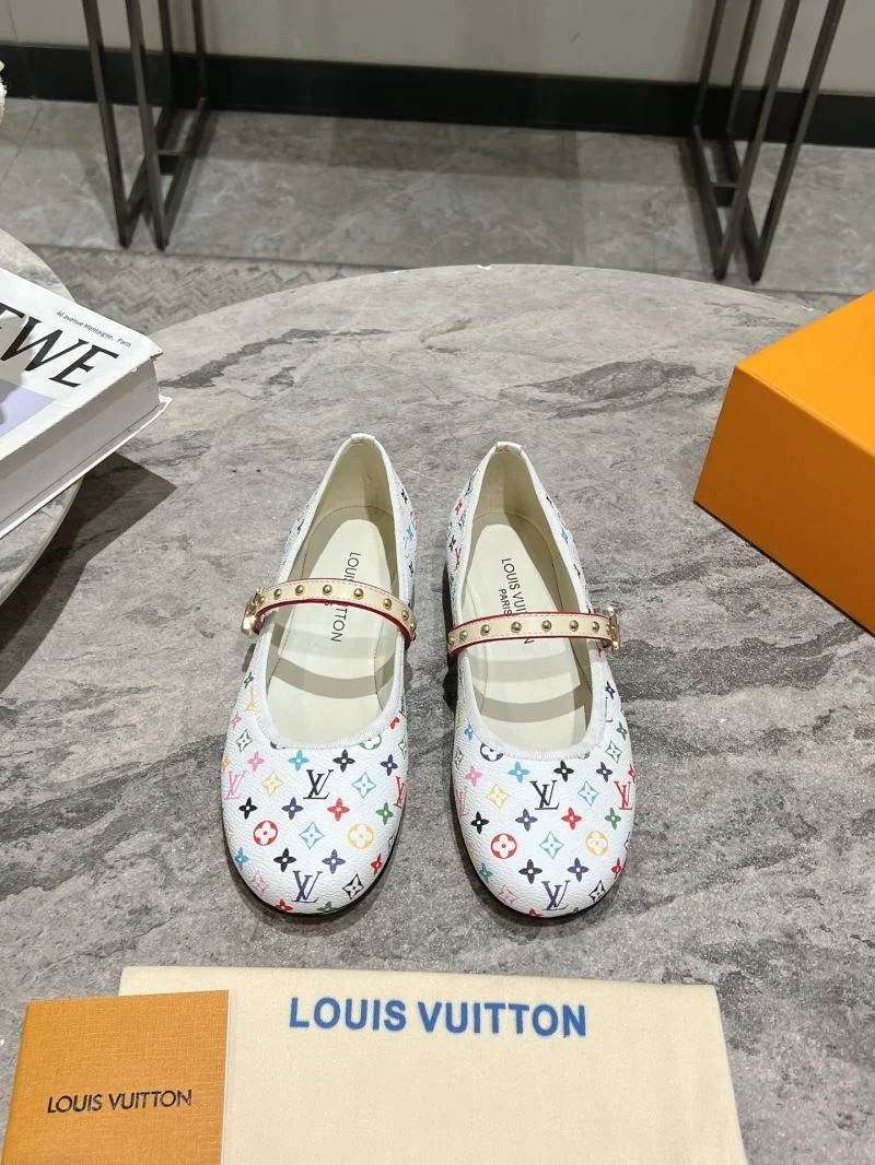 Louis Vuitton Flat Shoes