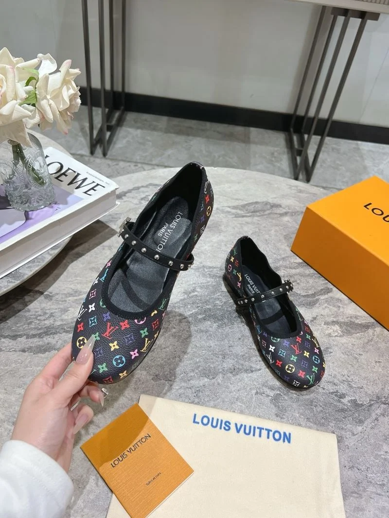 Precise copy Louis Vuitton Flat Shoes