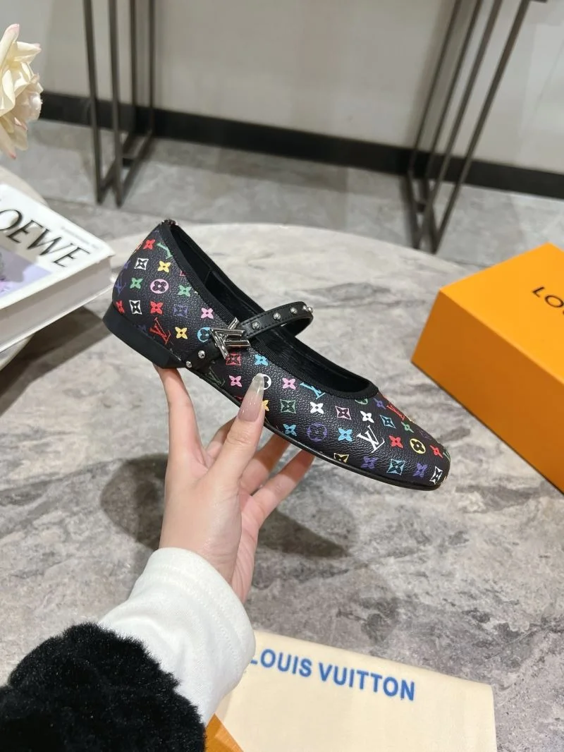 Precise copy Louis Vuitton Flat Shoes