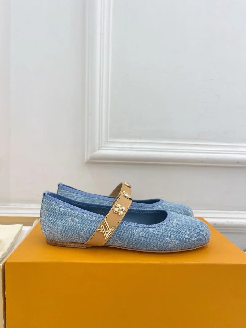 Exact replica Louis Vuitton Flat Shoes