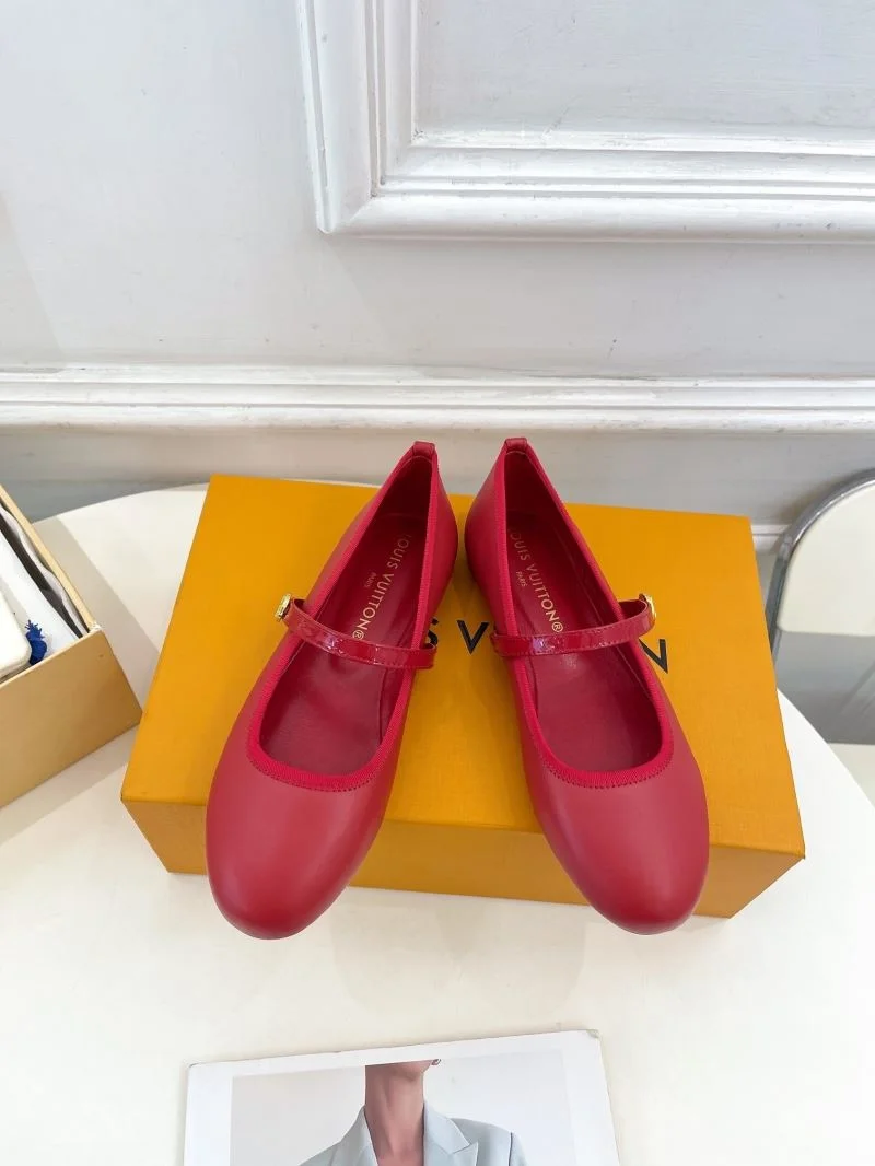 Louis Vuitton Flat Shoes