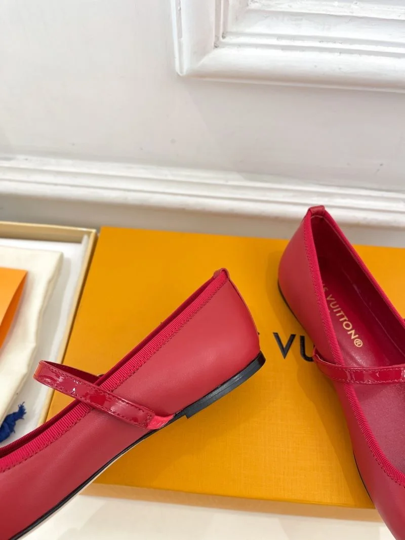 Exact replica Louis Vuitton Flat Shoes