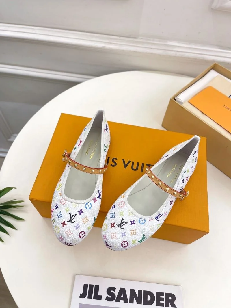 Budget-friendly Louis Vuitton Flat Shoes