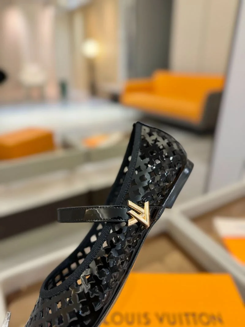 Factory-made Louis Vuitton Flat Shoes
