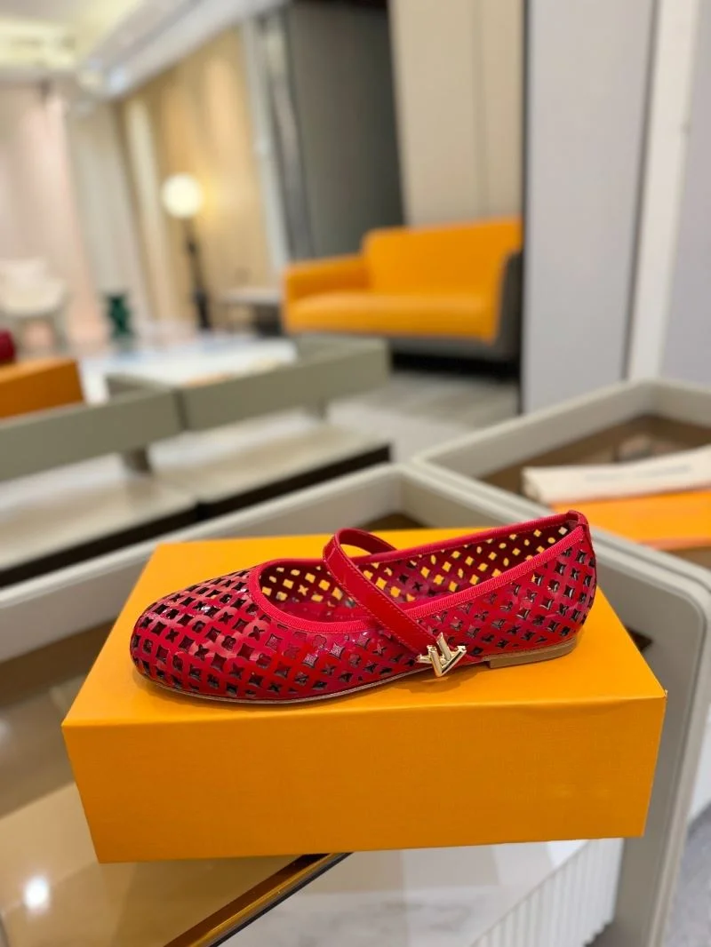 Louis Vuitton Flat Shoes