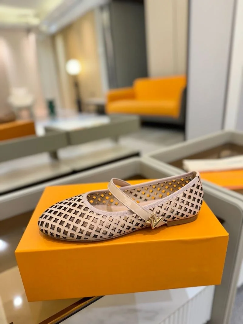 Louis Vuitton Flat Shoes