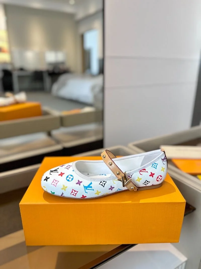 Louis Vuitton Flat Shoes