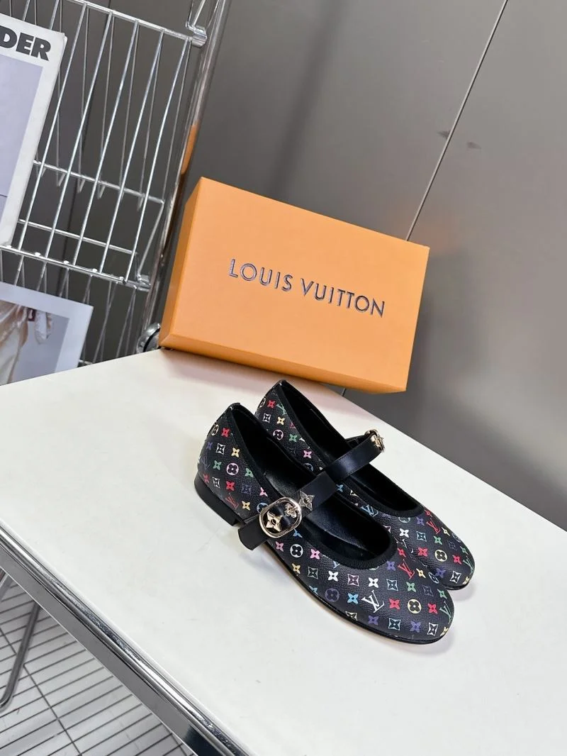 Louis Vuitton Flat Shoes