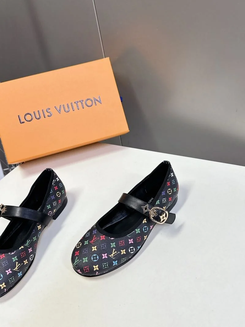 Louis Vuitton Flat Shoes