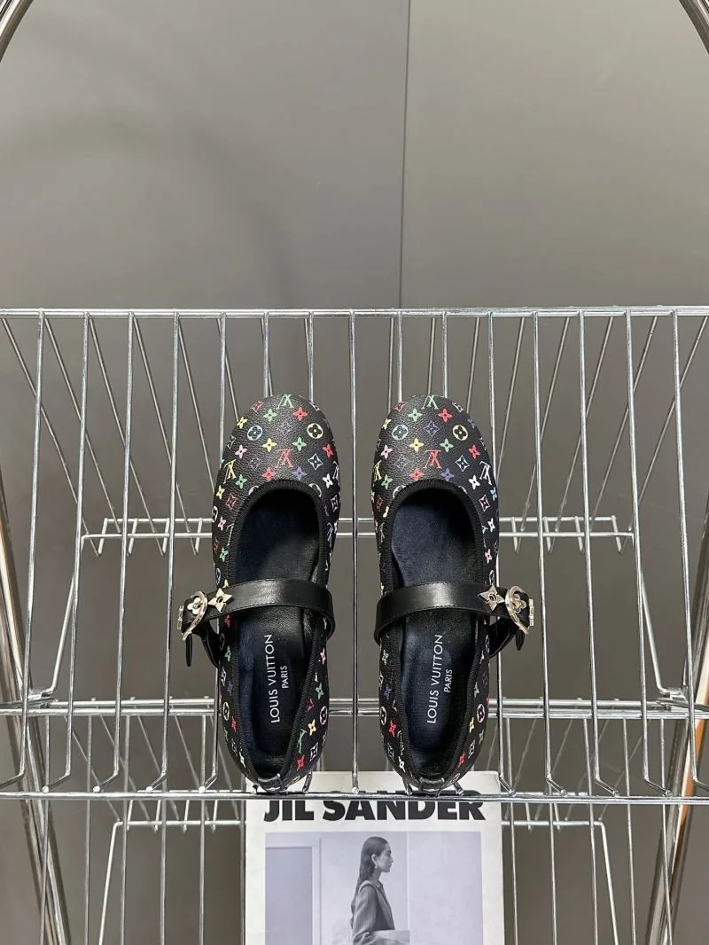Louis Vuitton Flat Shoes