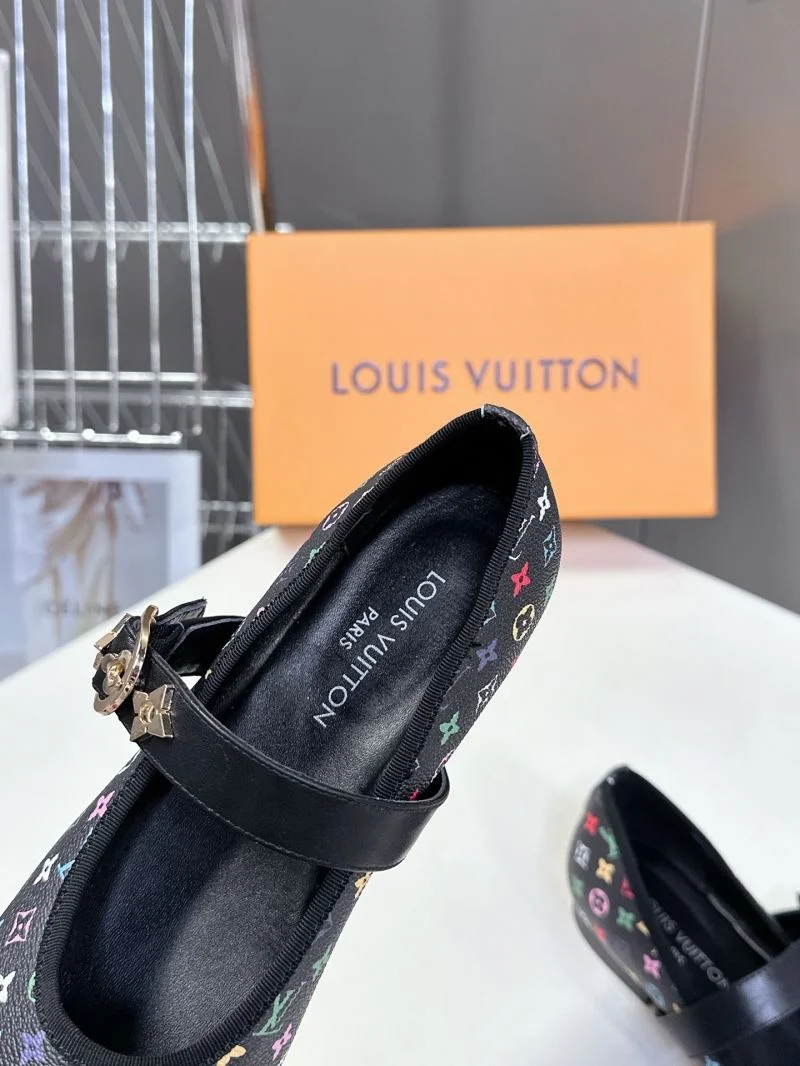 Louis Vuitton Flat Shoes