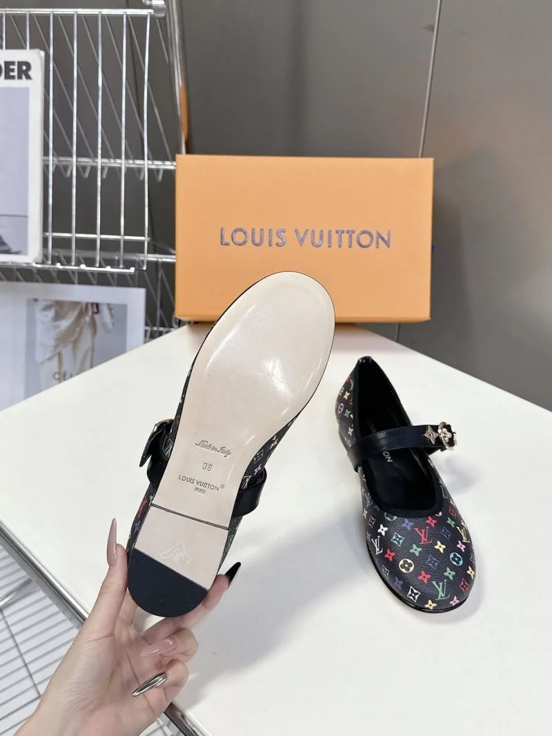 Louis Vuitton Flat Shoes