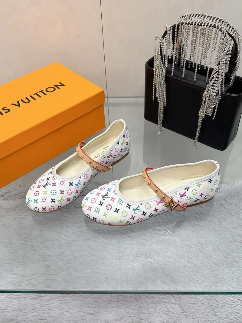 Louis Vuitton Flat Shoes