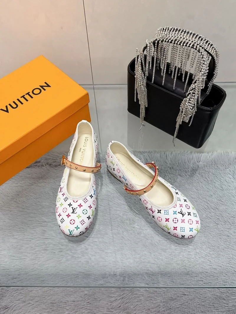 Louis Vuitton Flat Shoes