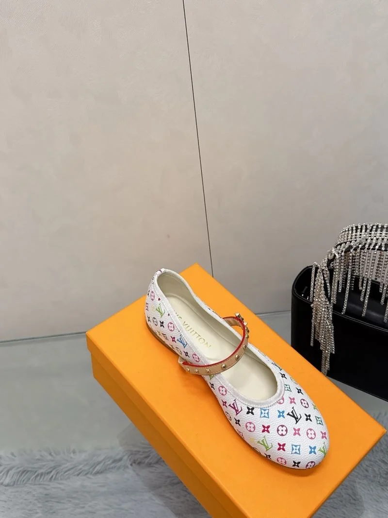 Louis Vuitton Flat Shoes