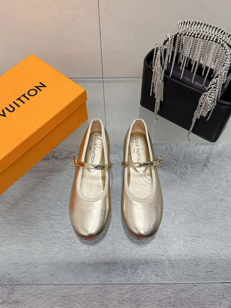 Louis Vuitton Flat Shoes